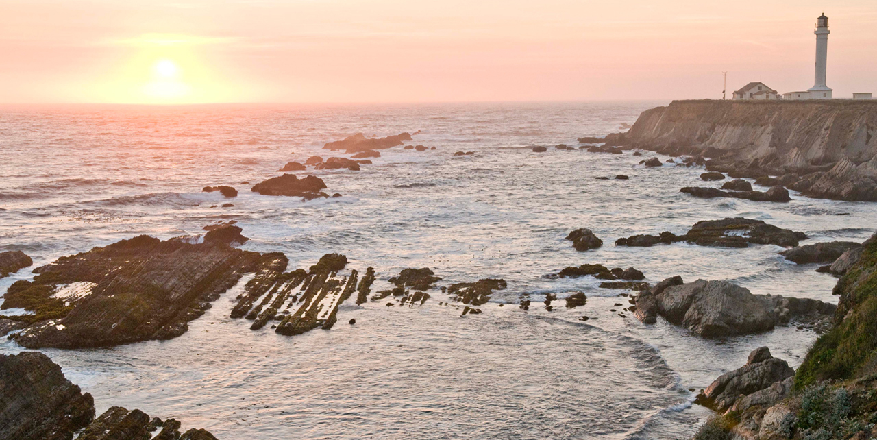 Faro di Point Arena | Visit California