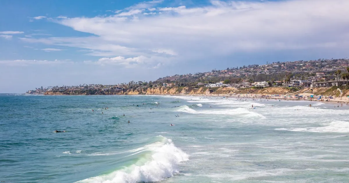 Pacific Beach San Diego Logo View Of The Ocean And Crystal Pier From