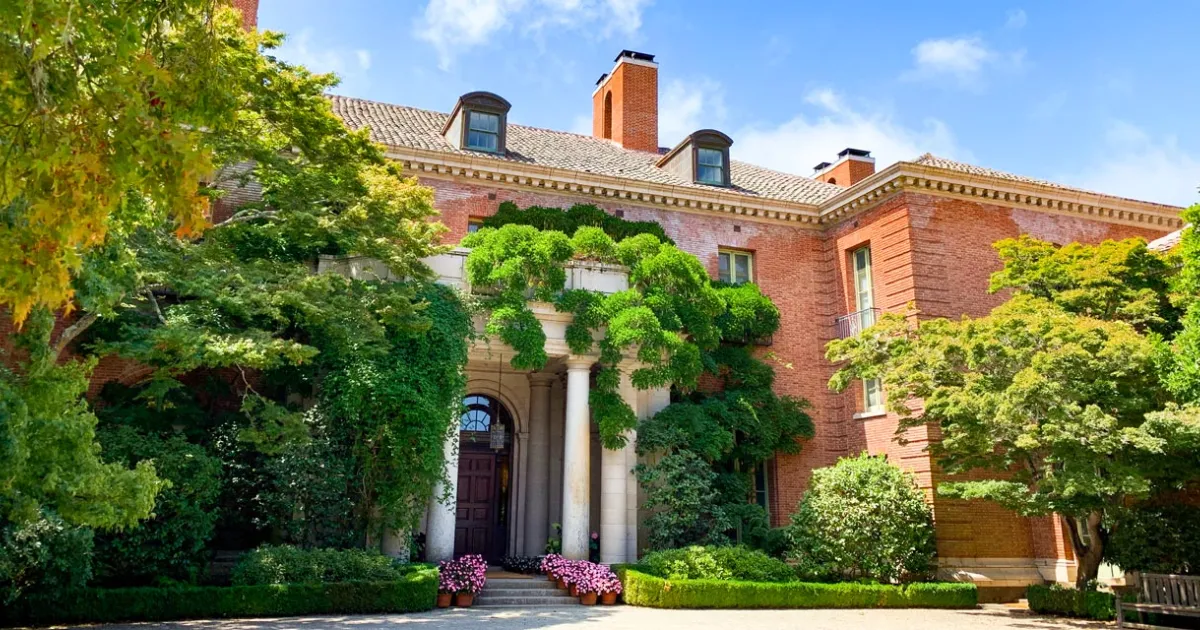 Things to Do at the Filoli Estate and Gardens | Visit California