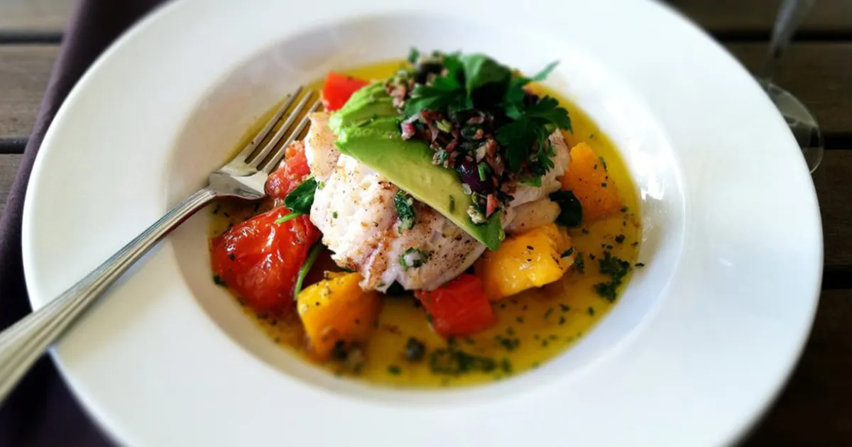 Eat at Windows on the Water