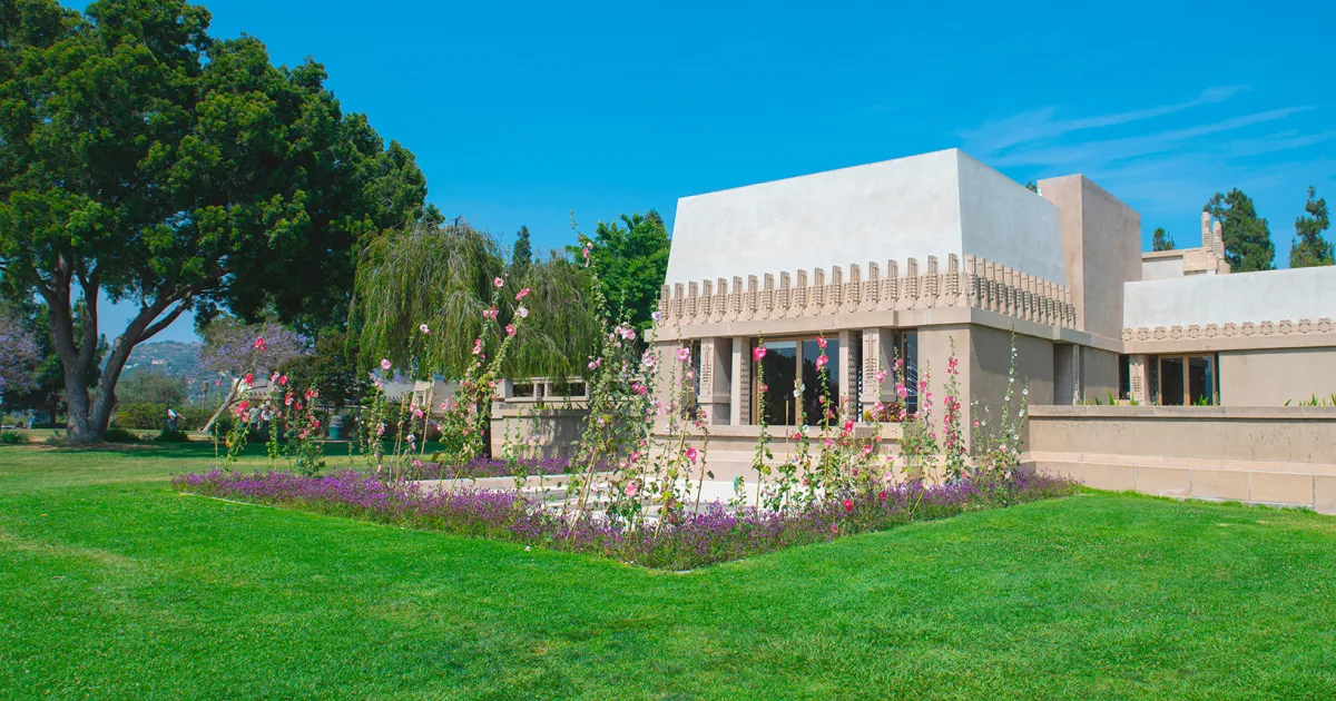 Hollyhock House California The Aline Barnsdall Hollyhock House, East