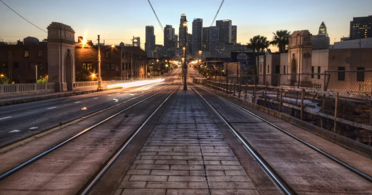 Guide to Public and Mass Transportation in California | Visit California